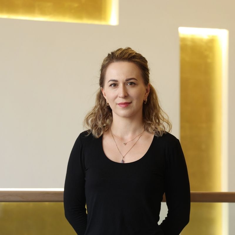 Raluca Baias | Omniya Clinic London